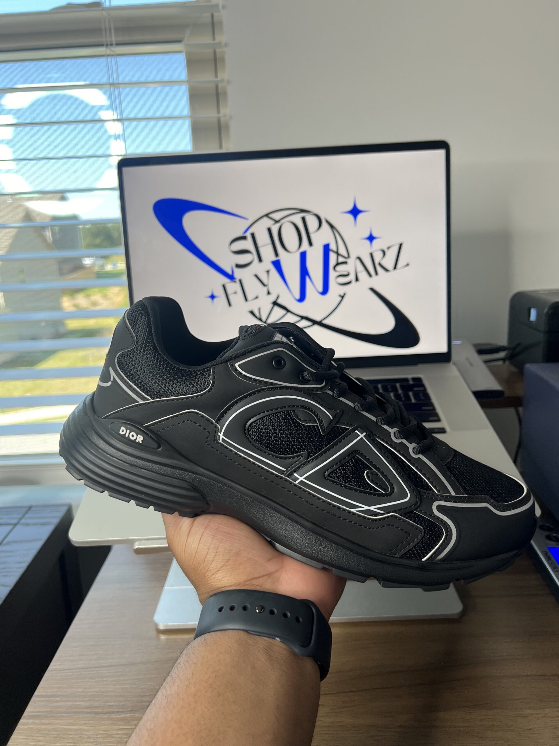 DIOR - B30 ALL BLACK : ShopFlyWearz