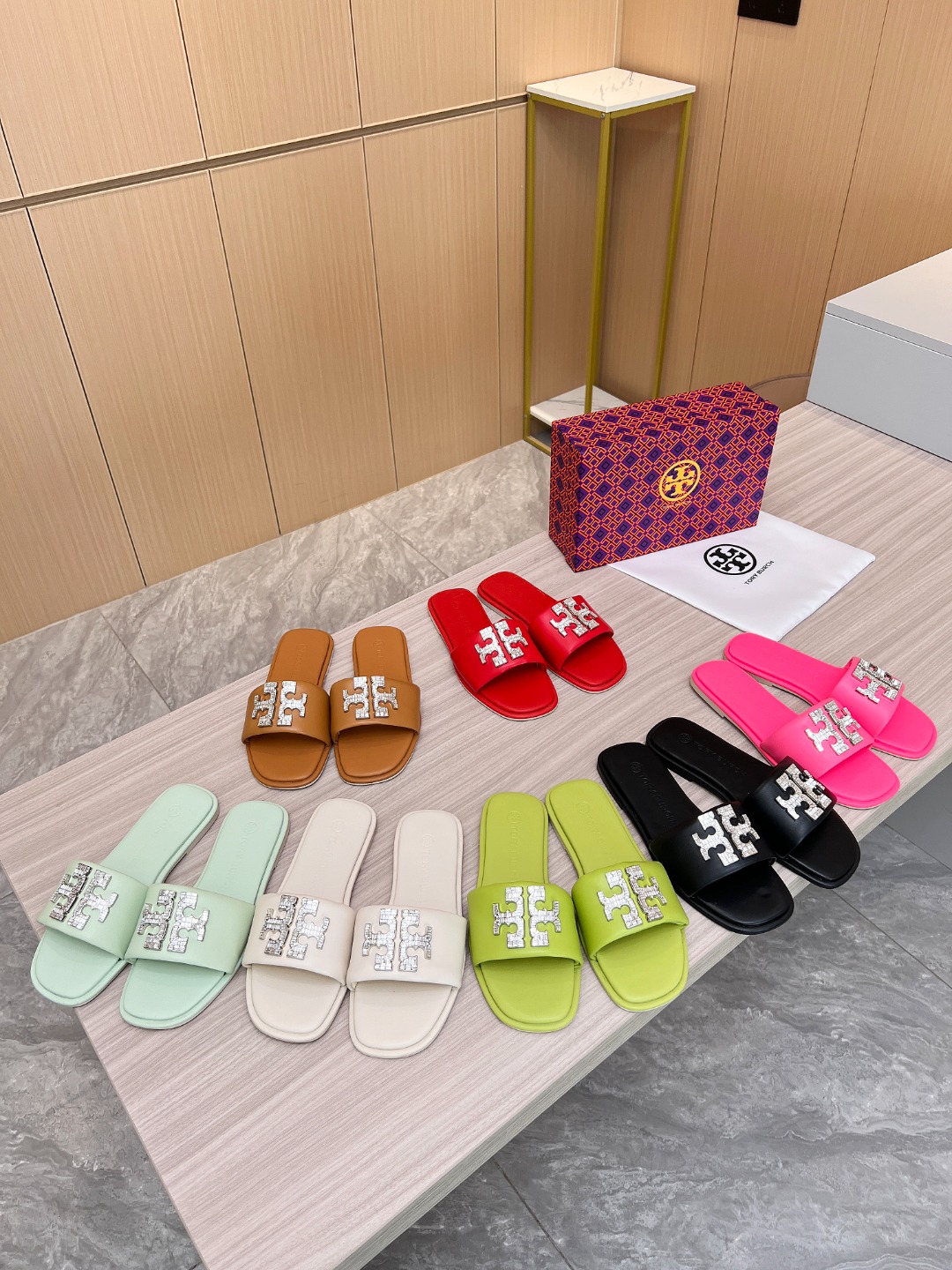 TORY BURCH SLIDES : ShopFlyWearz